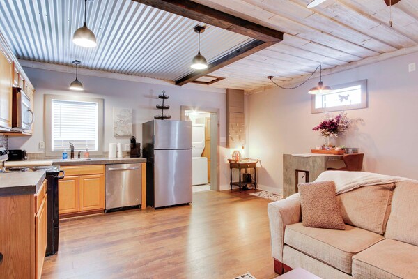 2 Mi To Self Regional Mc: Updated Apartment - Greenwood, SC