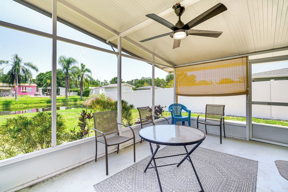 1 Mi To Lake Jackson: Home W/ Screened Patio! - Caribbean