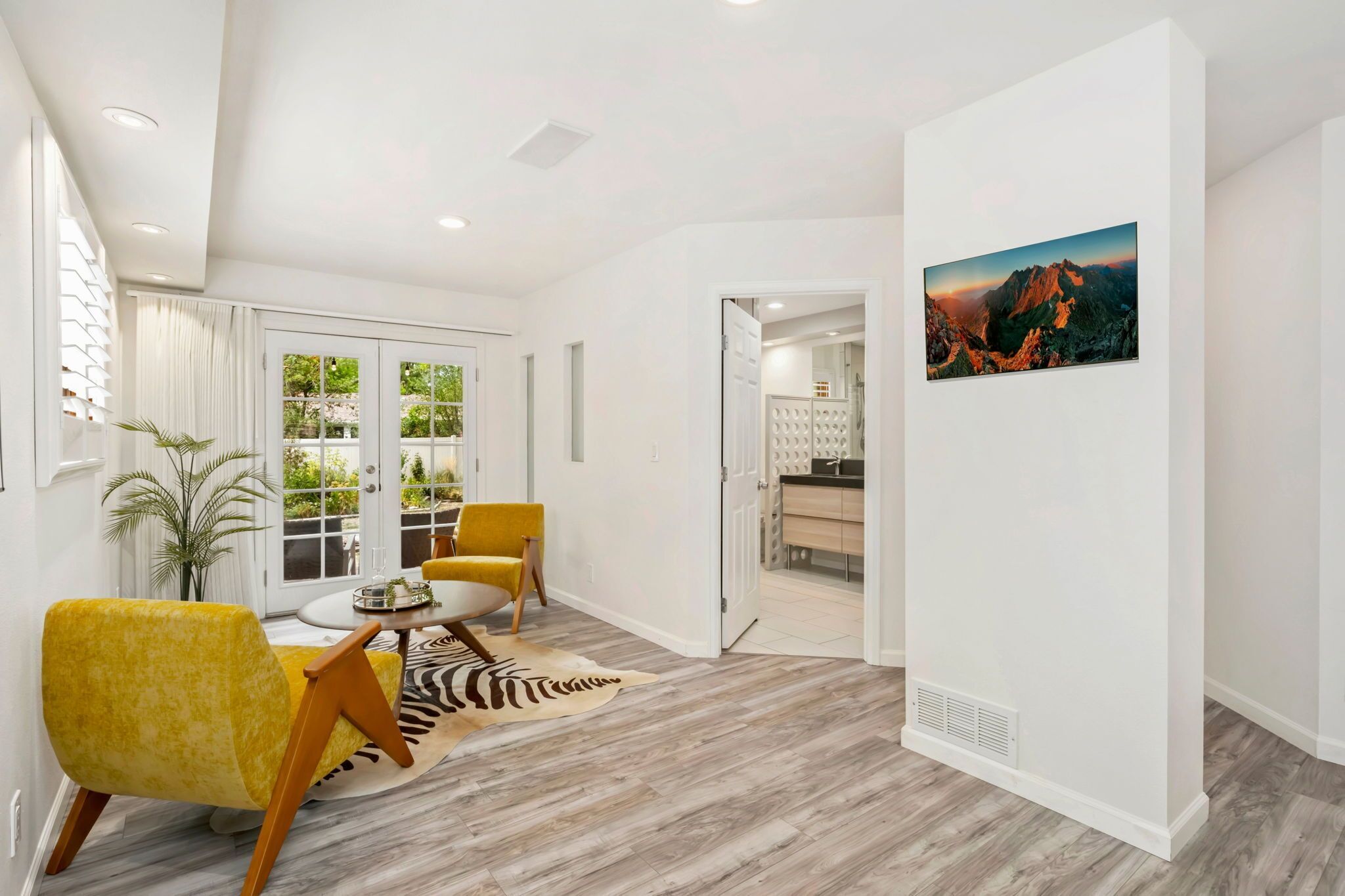 The Foundry Escape | Hot Tub, Bikes & Game Room - Loveland, CO