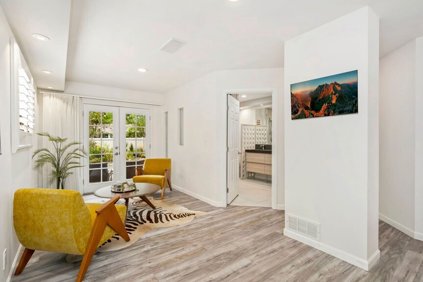 The Foundry Escape | Hot Tub, Bikes & Game Room - Loveland, CO