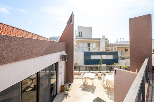 Apartamento Básico | Refeições ao ar livre