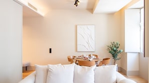Apartamento Superior, Vista para a cidade | Sala de estar