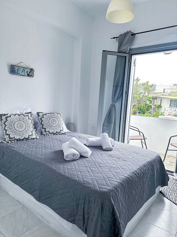 Double Room With Balcony - Santorini