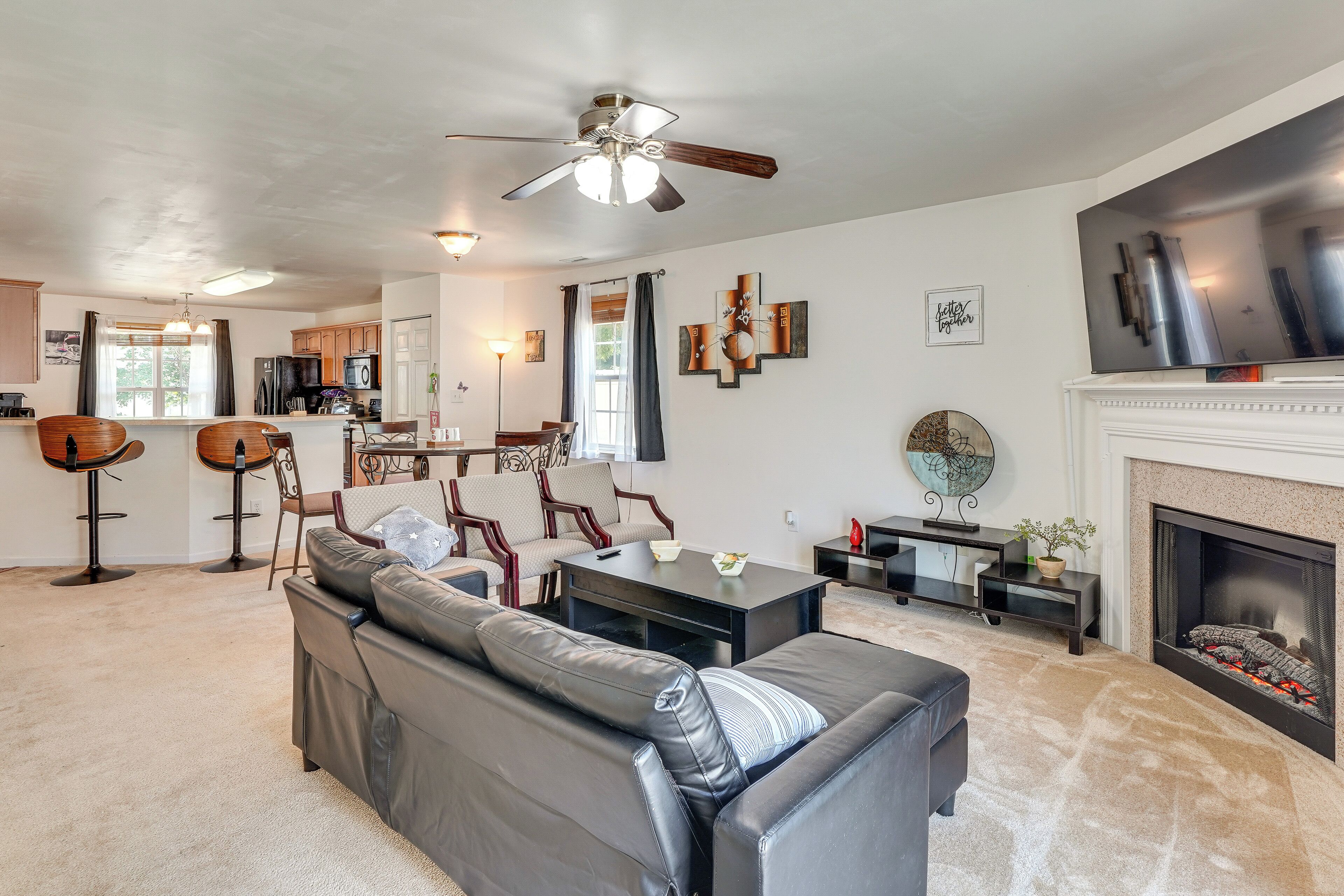 6 Mi To Dtwn Raleigh: Townhome W/ Fenced Patio! - Clayton, NC