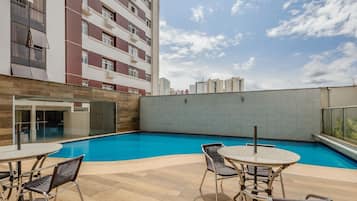 Estúdio básico | Piscina | Piscina externa