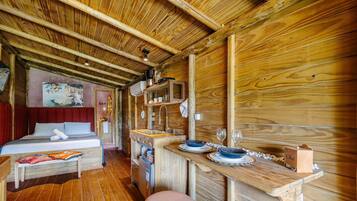 Cabana de Madeira Básica | 1 quarto, Wi-fi grátis