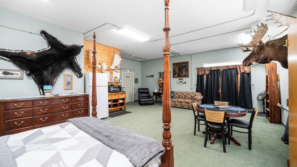 Rustic Retreat Under The Stars - Quiet, Cozy, & Woodsy - High Speed Wifi - Alaska