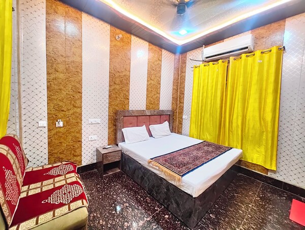 Hotel Namo Ji Palace Ayodhya - Ayodhya