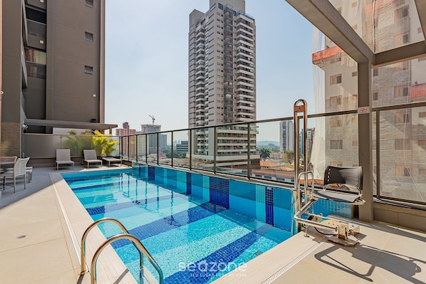 Piscina exterior