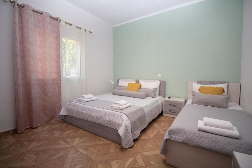 Deluxe Triple Room Cozy & Quiet Stay Near Dhermi Beach | Free Parking Included - Dhermi