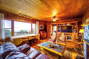 Casa (2 Bedrooms) | Interior