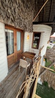 Quarto casal luxo, 1 cama Queen, banheira | Terraço/pátio
