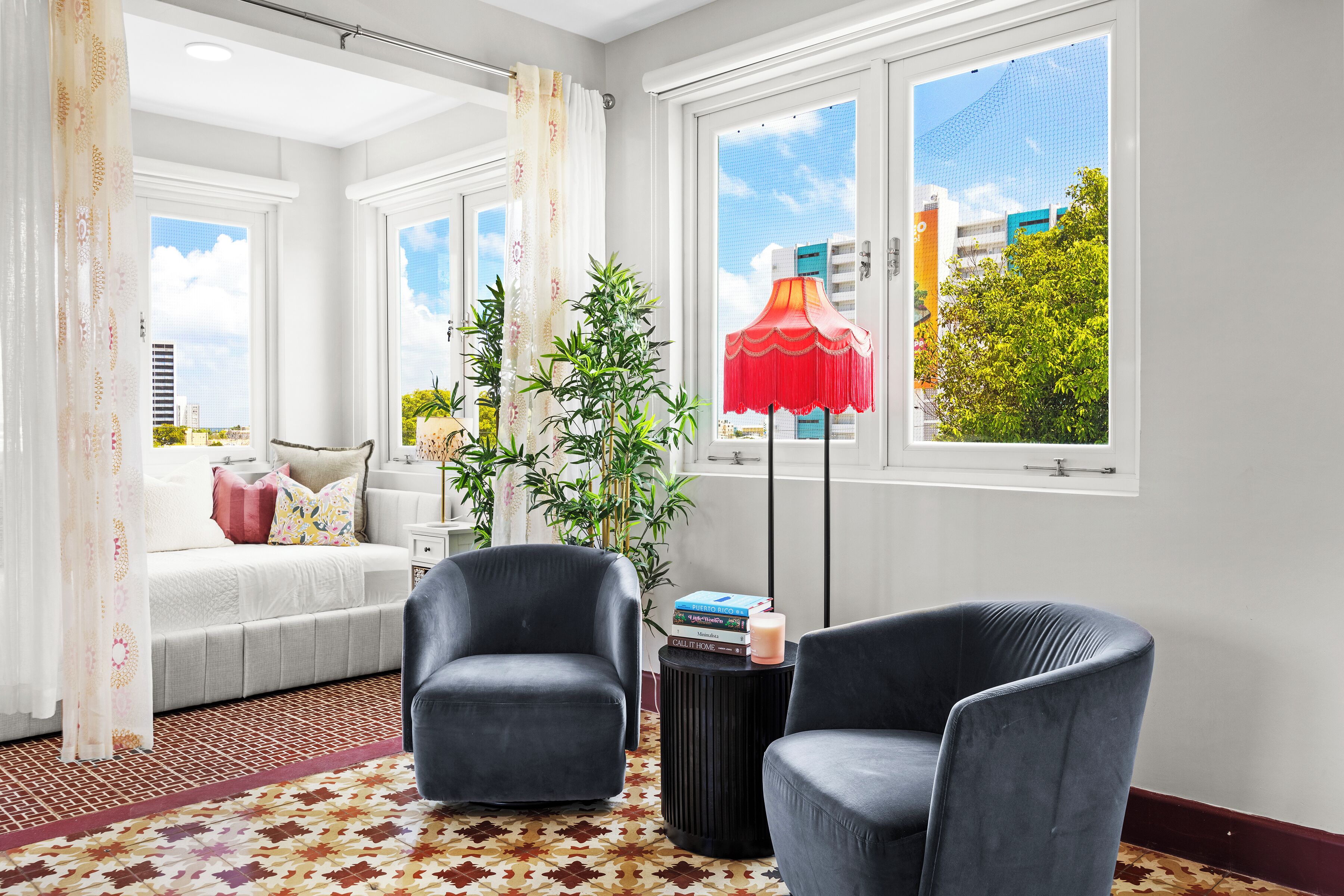 Tropical San Juan Life With Pool - San Juan, Puerto Rico