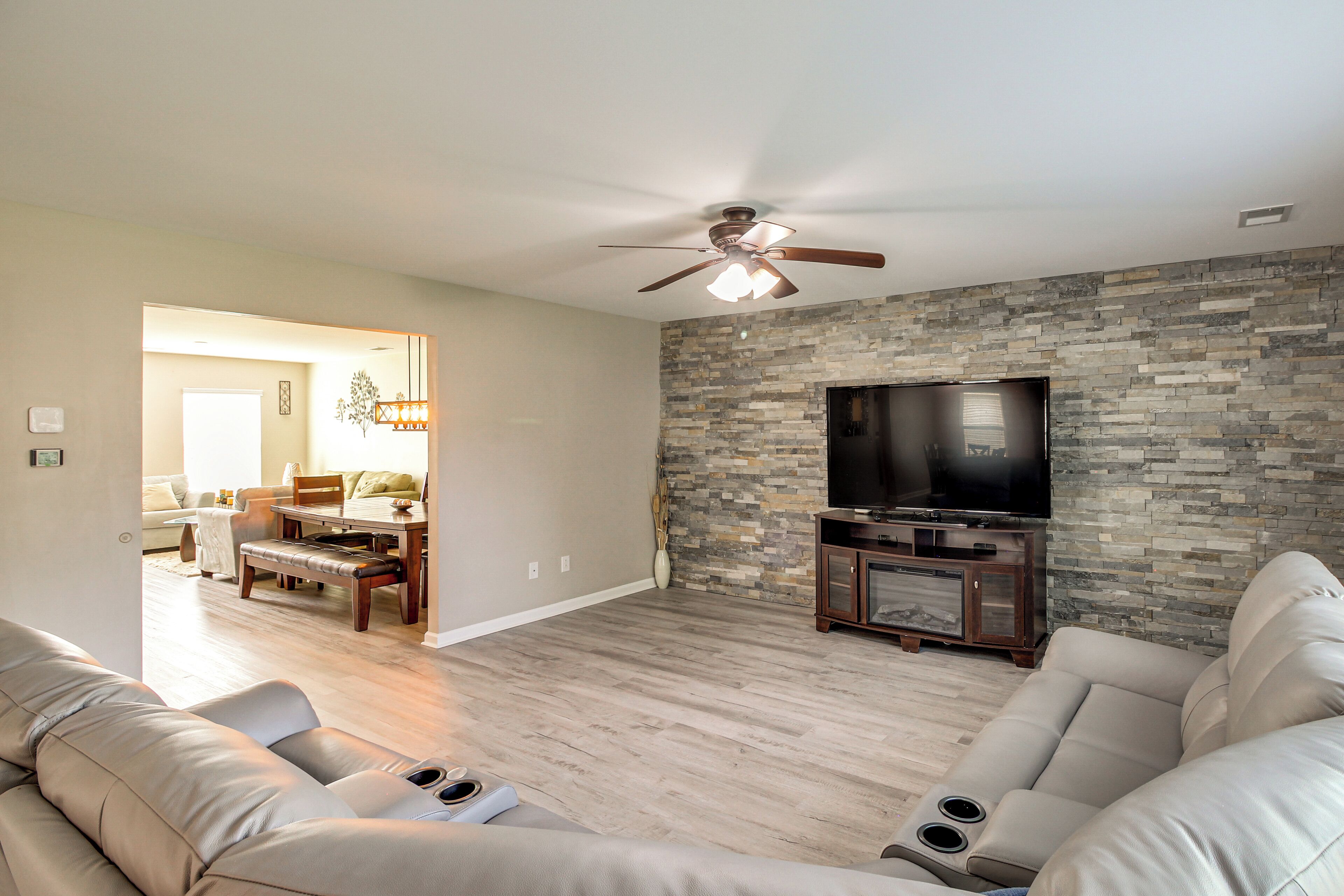 Spacious Home W/ Screened Patio In Pooler! - Pooler, GA