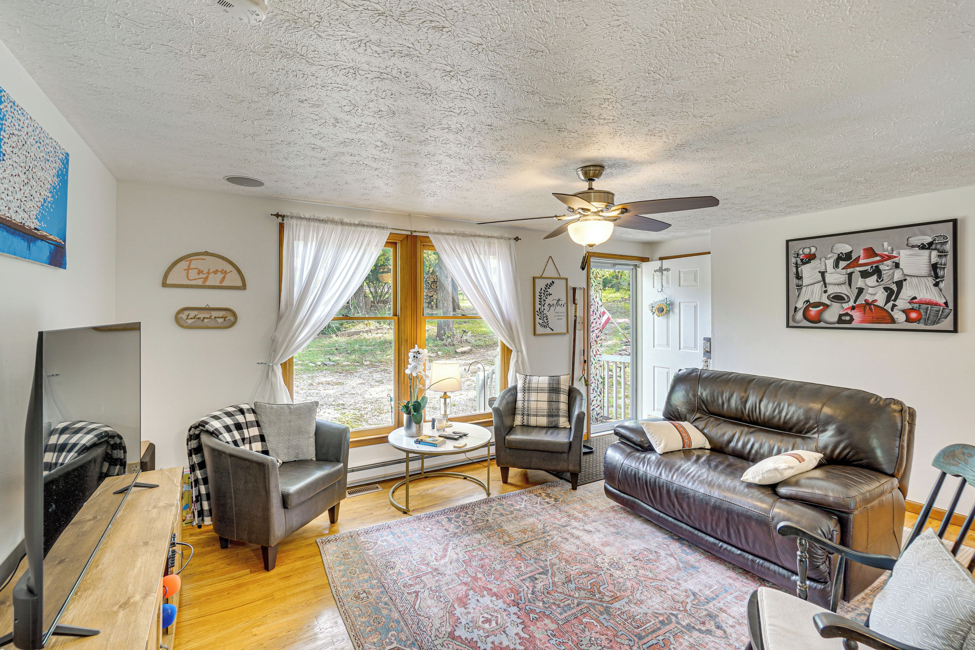 5 Mi To Harpers Ferry Nhp: Quiet Home W/ Deck - Harpers Ferry, WV