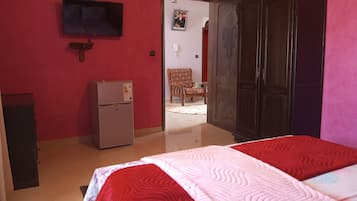 Quarto casal tradicional | Cortinas blackout, quartos à prova de som, Wi-Fi de cortesia