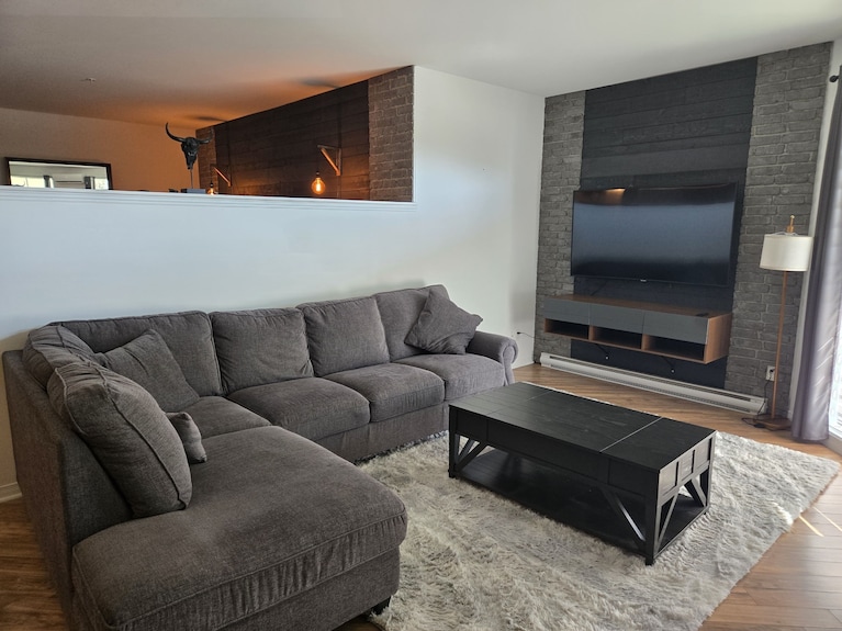 Charming 1-bedroom Apartment In Mascouche - Terrebonne