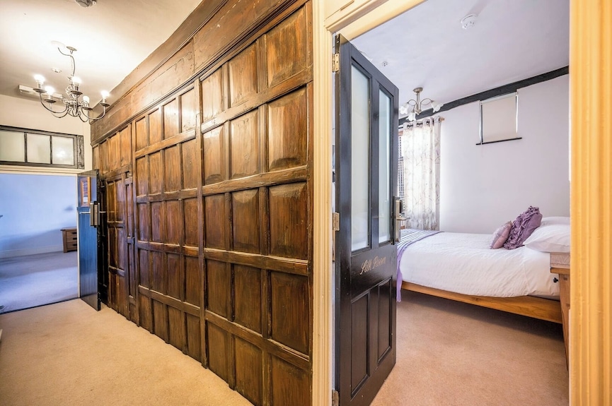 Silk Room, The Merchant House, Ipswich - Ipswich