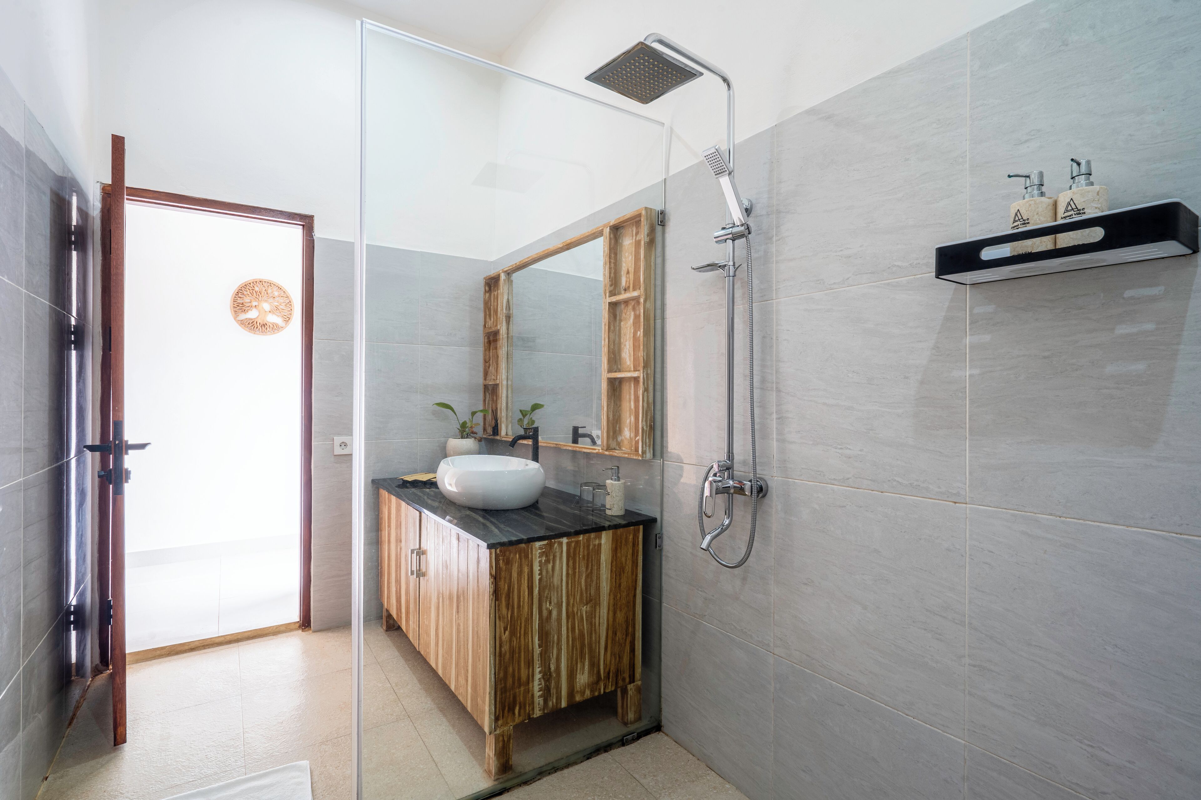 Villa Familiar, piscina privativa | Casa de banho | Um polibã, um secador de cabelo, um bidé, toalhas fornecidas 