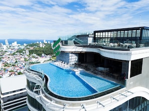 Piscina externa