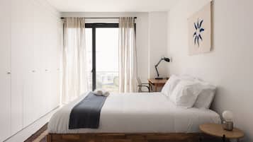 Villa, 4 quartos, piscina privativa, vista para o oceano | Secretária, cortinas/cortinados opacos, Wi-fi grátis