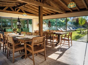 Pequeno-almoço continental diário incluído 