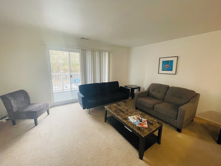 Updated 1br Apartment | Moss Rehab | Save Monthly - Philadelphia, PA