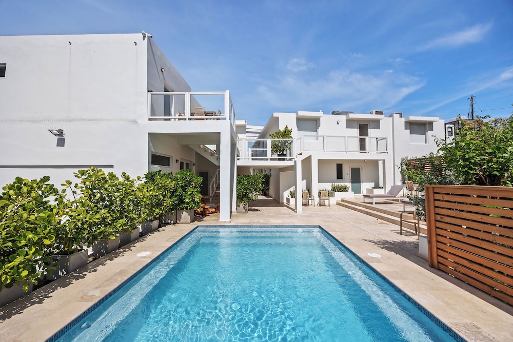 Anchors Hotel - Fajardo