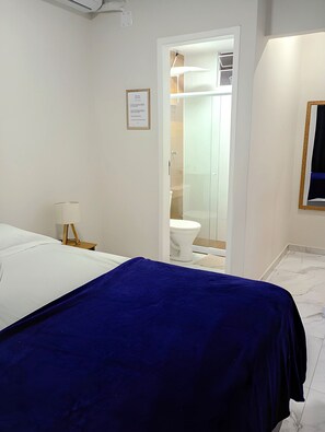 Secretária adequada para computadores portáteis 