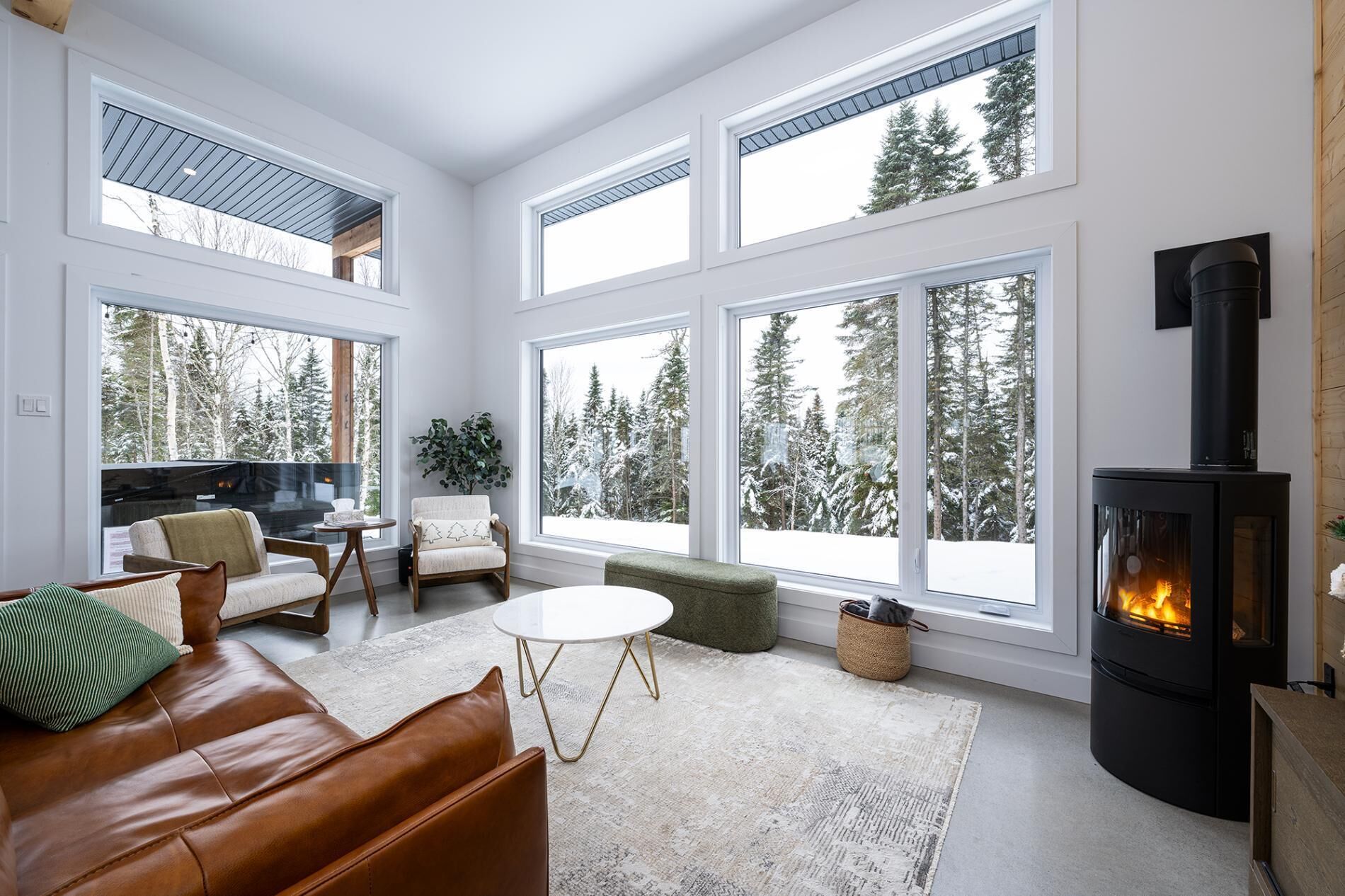 Kbane 31: Peaceful Chalet With Spa & Scenic Views - Baie-Saint-Paul, QC