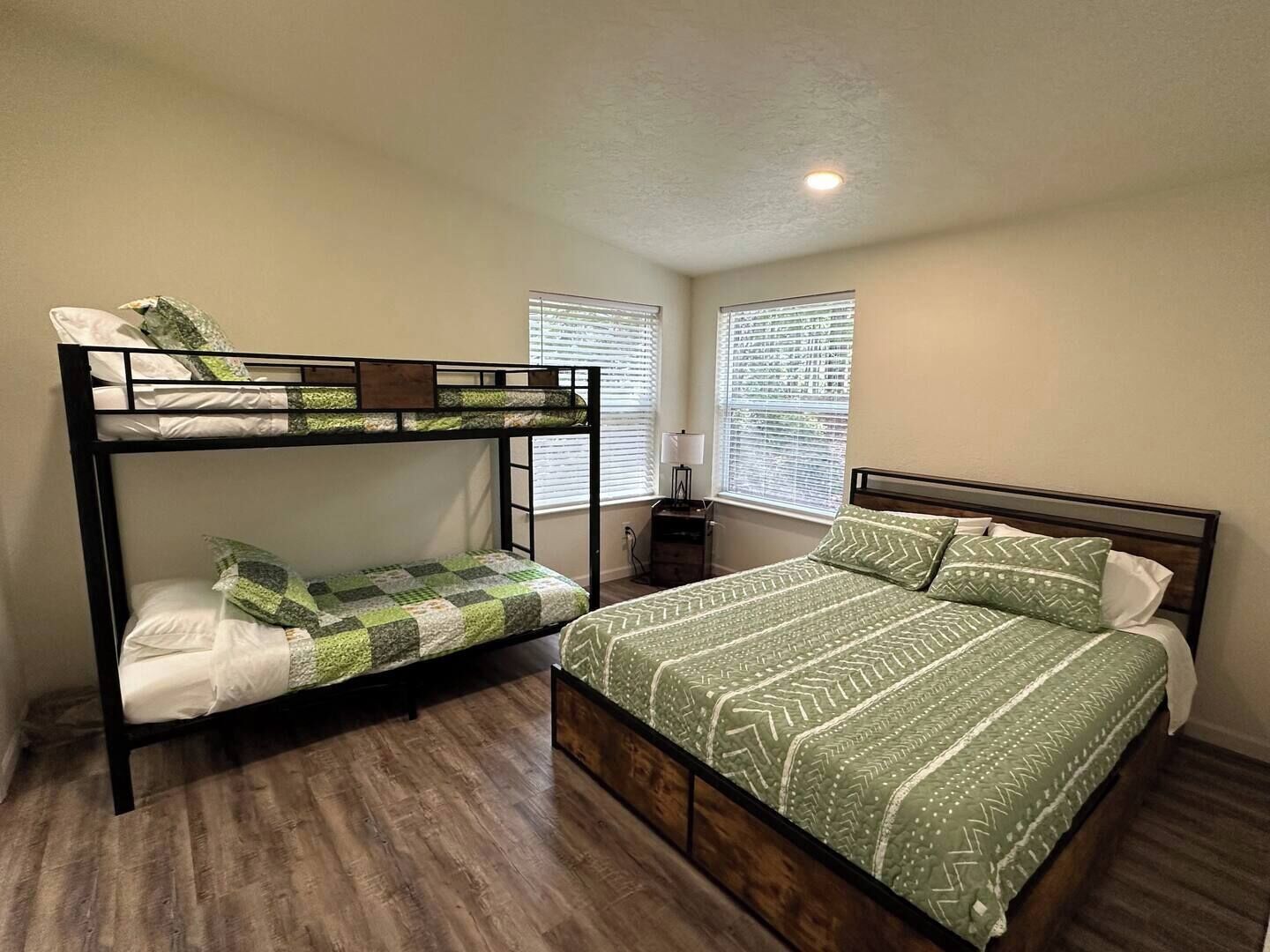 Dacha In Hoodsport W/hot Tub - Hoodsport, WA