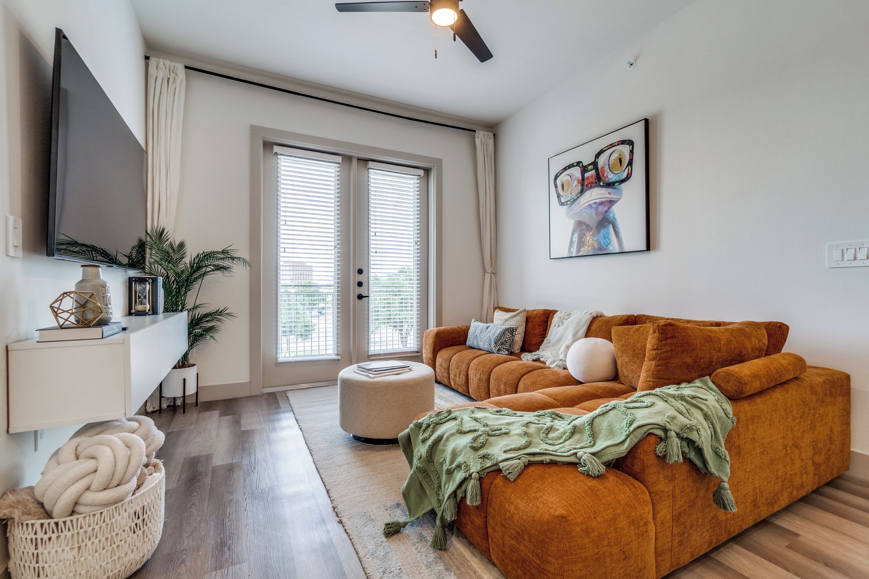 2-bedroom Exquisite Luxury Retreat Fully Furnished Apartment Dallas - Farmers Branch, TX