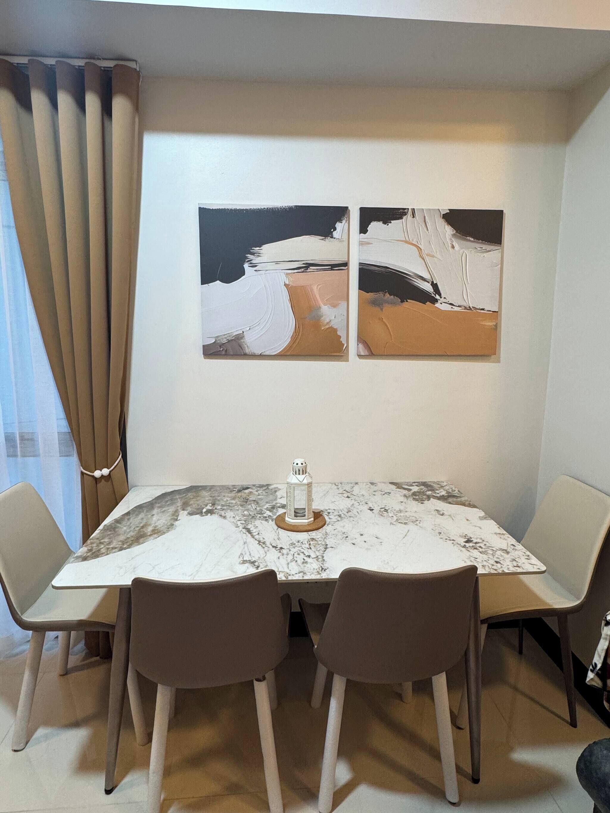 Apartamento em Condomínio Fechado, 2 quartos, acessível, varanda | Sala de jantar