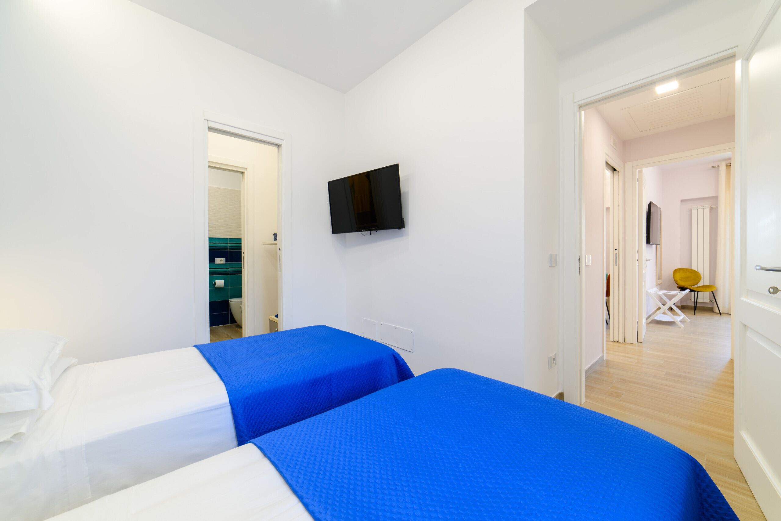 2 quartos, roupa de cama fornecida 