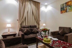 Quarto casal júnior | Área de estar