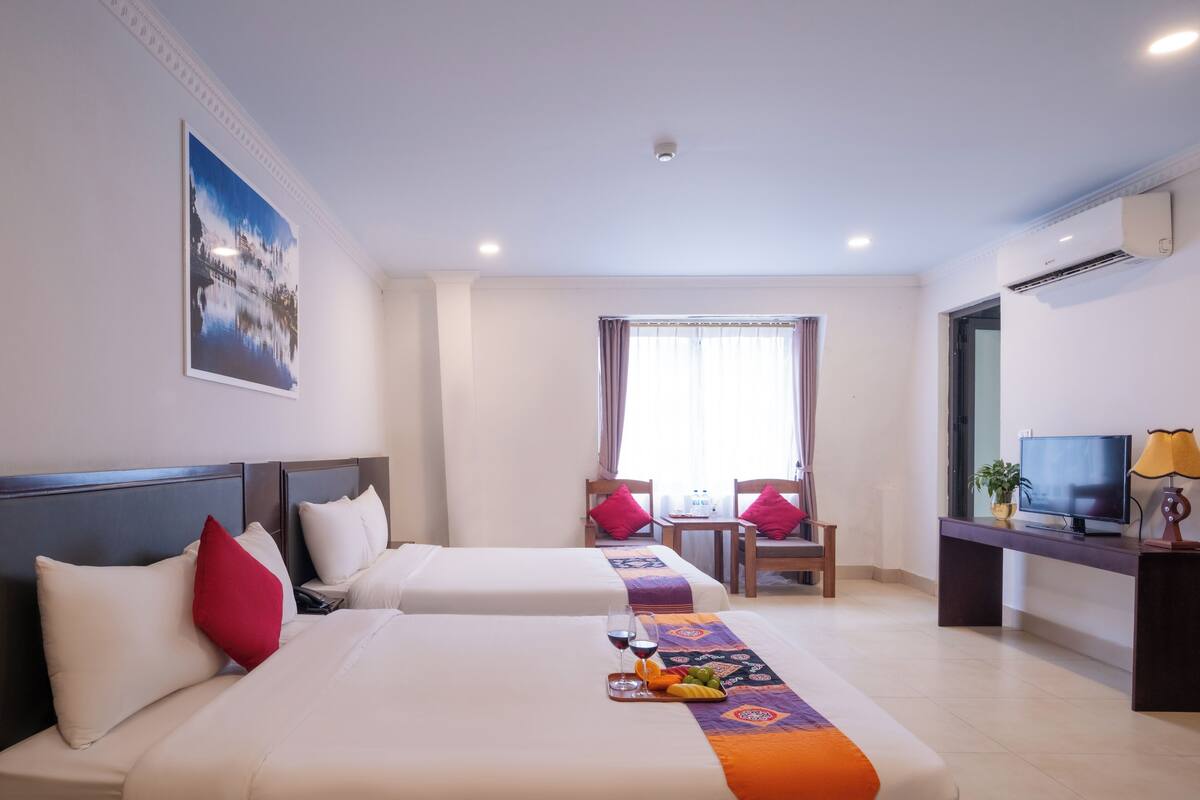 Quarto Quádruplo Panorâmico | Cortinas/cortinados opacos, Wi-fi grátis