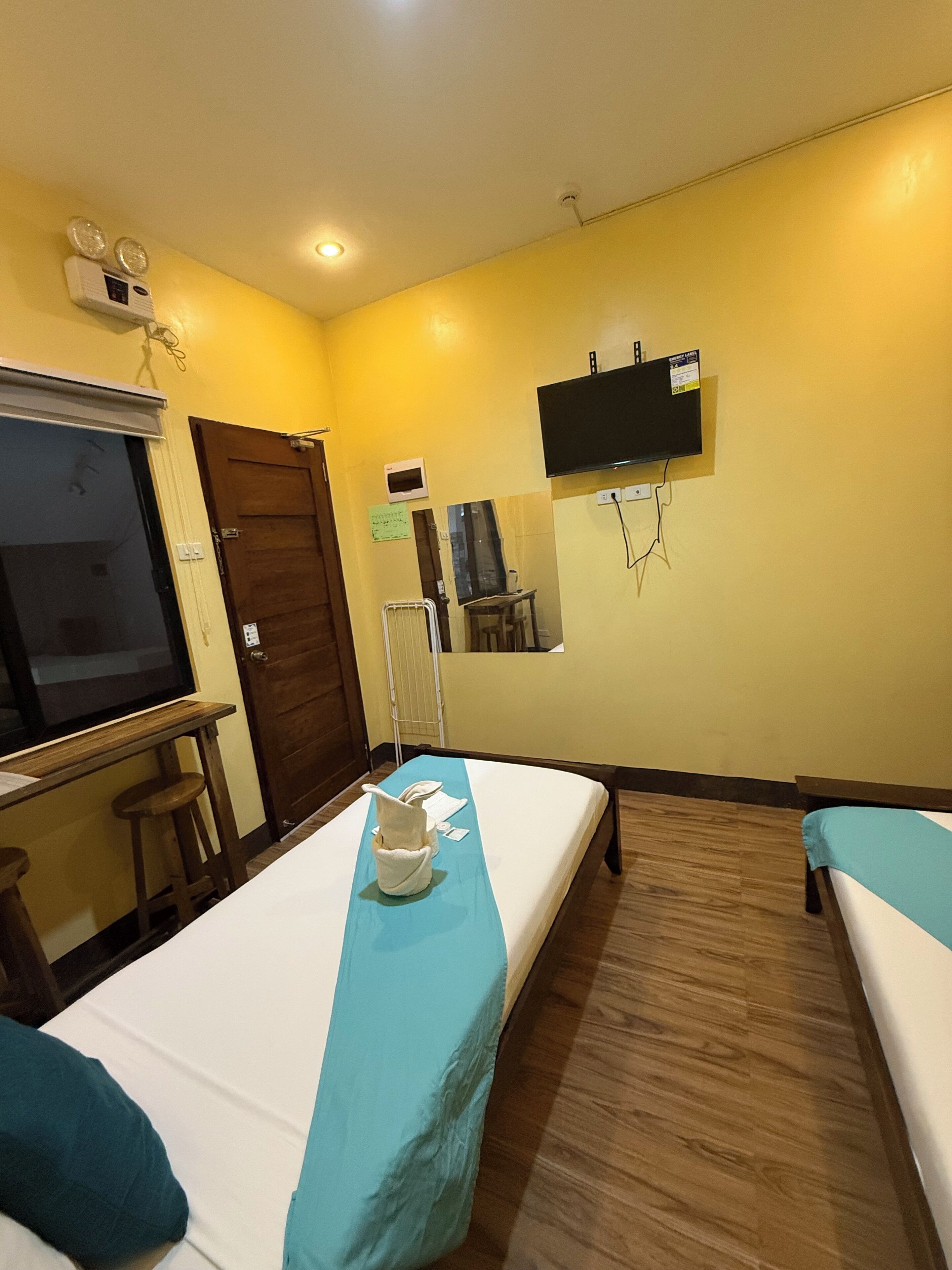 Quarto Twin Standard | Wi-fi grátis, roupa de cama fornecida 