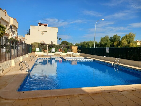 Charming Bungalow In La Florida - Playa Flamenca