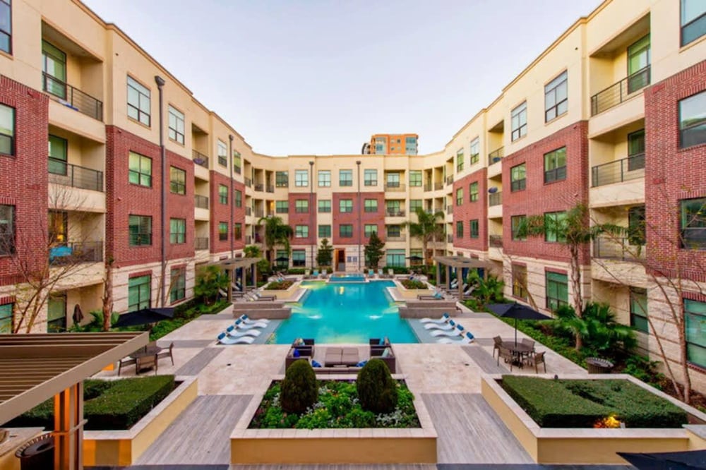Jade At Millennium - 3 Bed Apt In Houston - Houston, TX