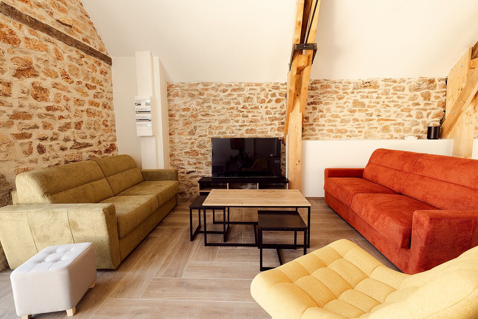 Grange La Roca Masia-les Coquelicots, Piscine, Jardin, 4 Chambres 8/10 Personnes - Lot