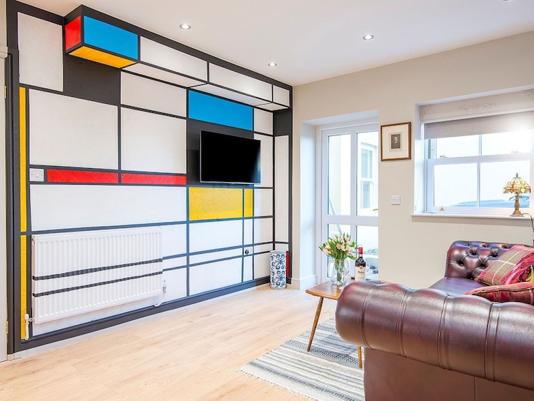 Beautiful Villa For 19 People With Private Pool, Hot Tub, Wifi And Pets Allowed - Carmarthen