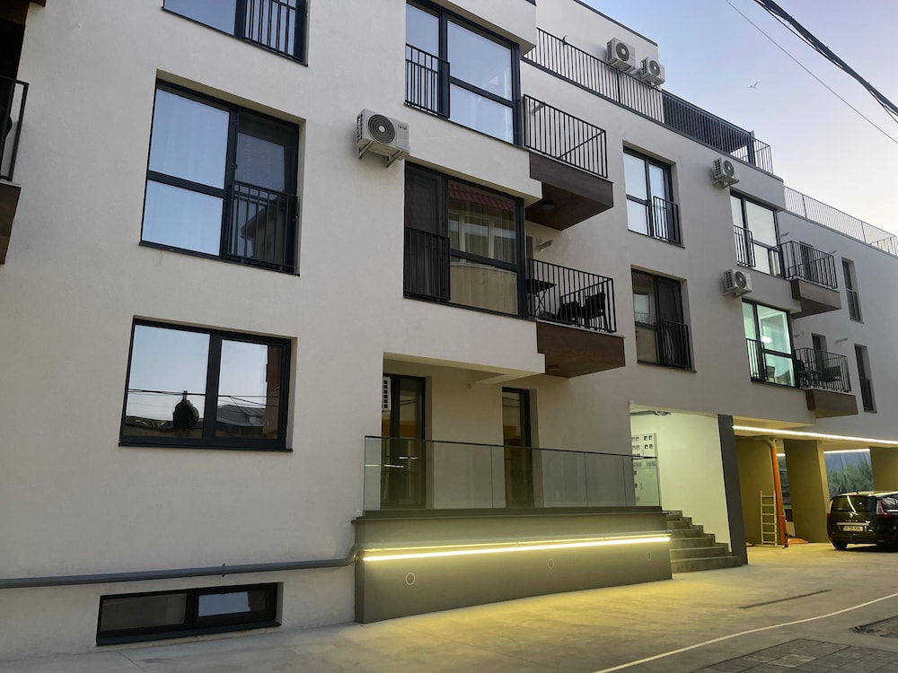 Boutique Elegant Apartments In Bucharest - Bucharest