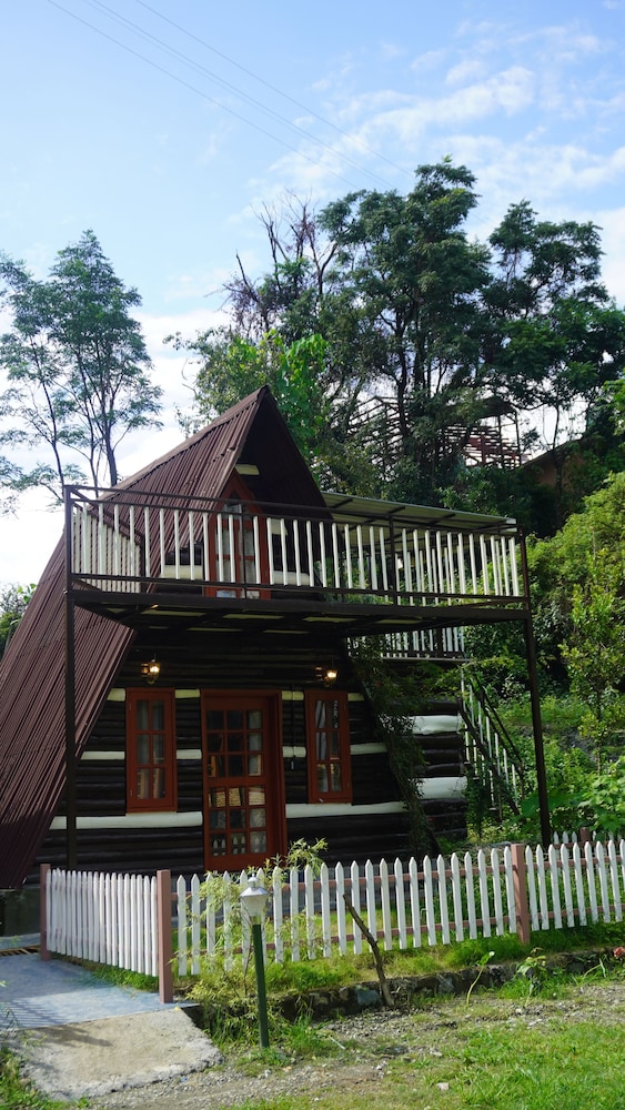 Hotel Yan Residency Bhimtal - Nainital - Bhimtal