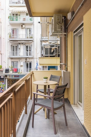 Apartamento, varanda, Vista para a cidade | Varanda