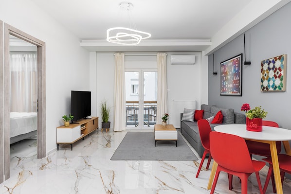 Apartamento, varanda, Vista para a cidade | Cortinas/cortinados opacos, ferro/tábua de engomar, Wi-fi grátis