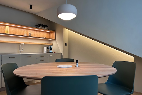 Apartment Top Floor | Opções para refeição no quarto
