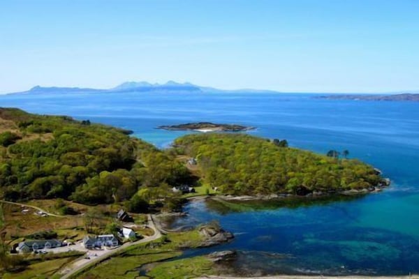 Glenuig Inn - Outer Hebrides
