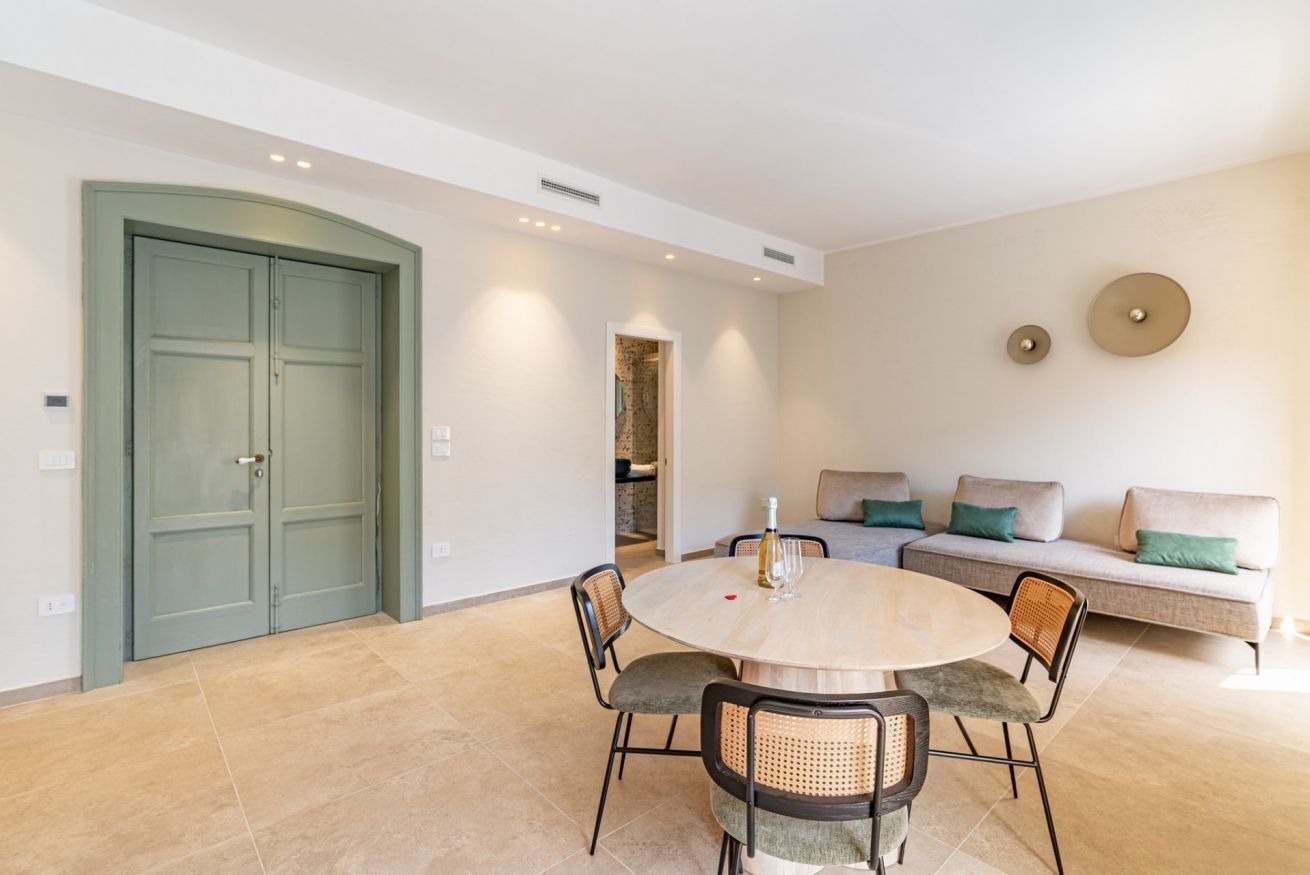 Guesthost - Stylish Apartment Trani - Trani