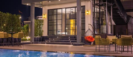 Piscina exterior