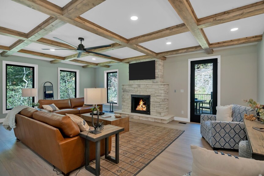 Luxe Lodge/heated Pool/hot Tub/game Room/sleeps 22/rocky Top Sports Complex - Great Smoky Mountains National Park